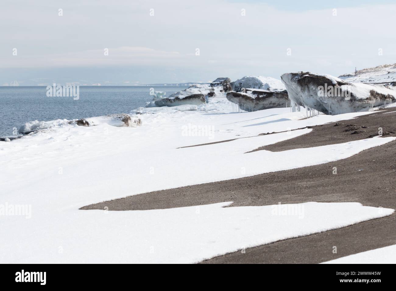 Drift ice coast hi-res stock photography and images - Alamy