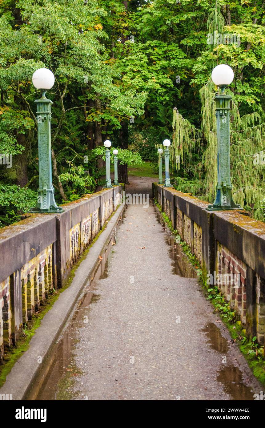 The Washington Park Arboretum, Botanic Gardens in the City of Seattle ...