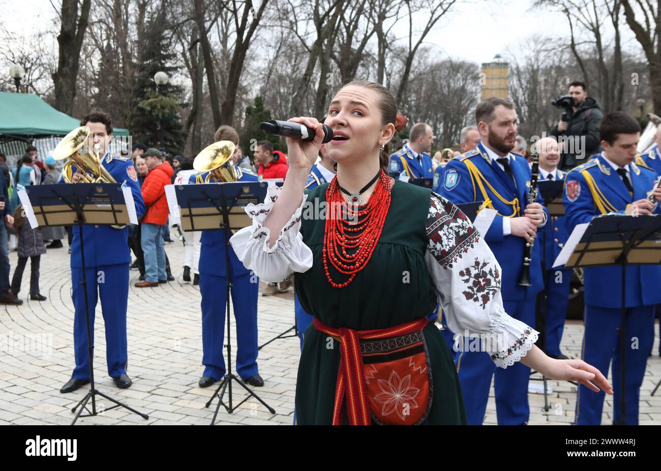 Non Exclusive: KYIV, UKRAINE - MARCH 23, 2024 - A singer performs ...