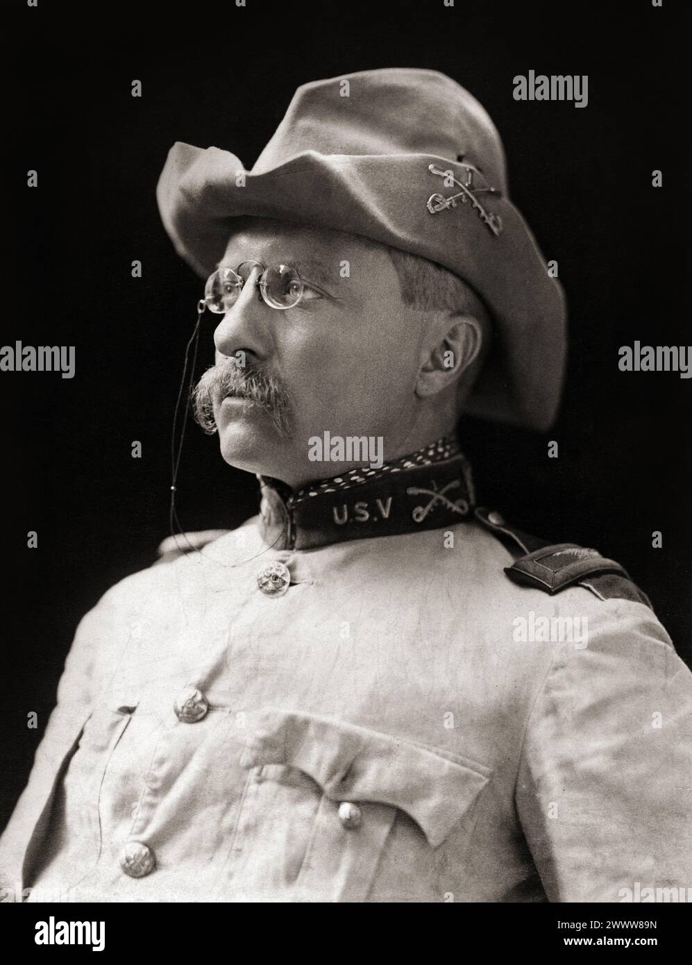 Col. Theodore Roosevelt in uniform - 1898 Stock Photo - Alamy