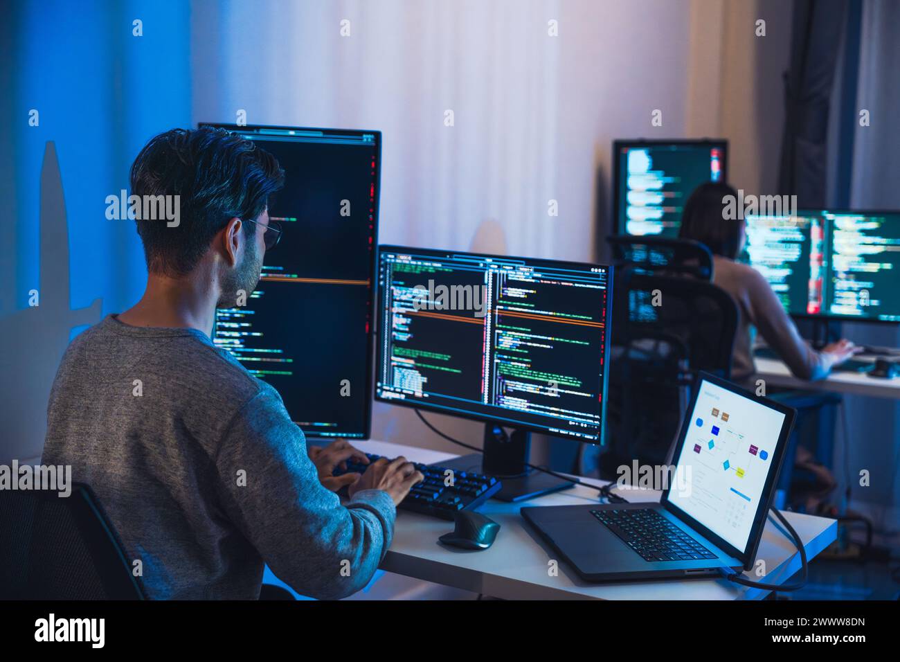 Developer programming development hi-res stock photography and images ...