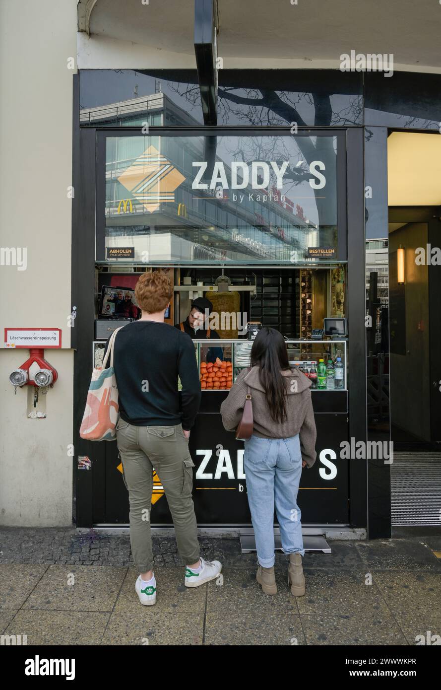 Zaddy´s Döner Imbiss, Tauentzienstraße, Charlottenburg, Berlin ...
