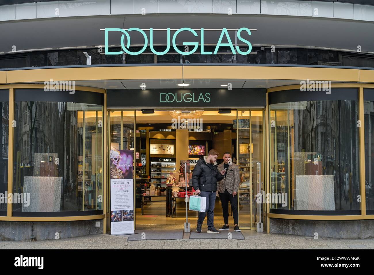 Douglas Parfumerie, Kurfürstendamm, Charlottenburg, Berlin, Deutschland ...