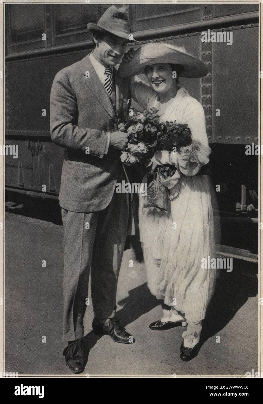 Portrait of newly married actor couple Lou Tellegen and Geraldine ...