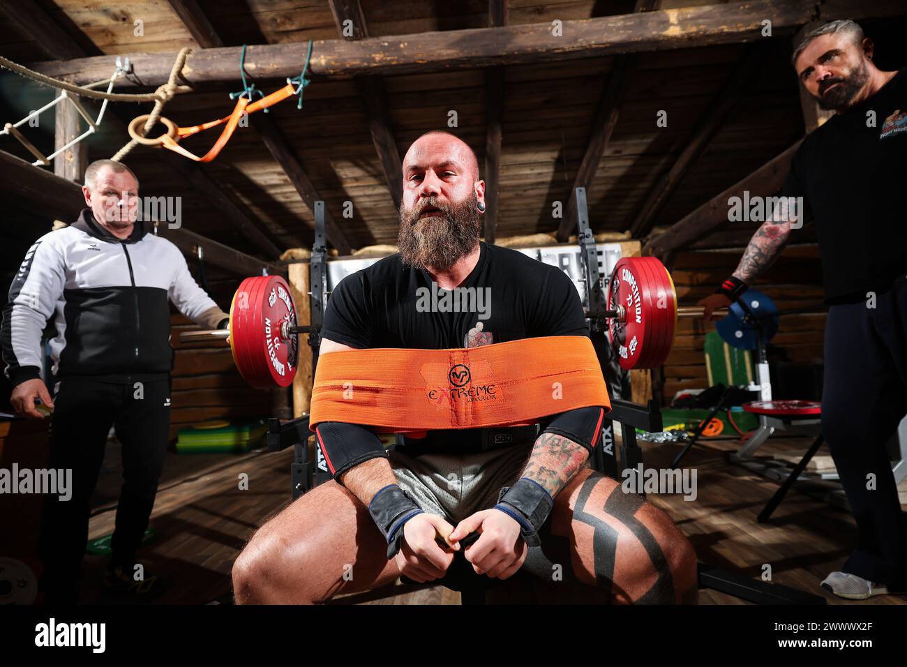 Barleben, Germany. 26th Mar, 2024. Powerlifter Benjamin "Ben" Langer (M ...