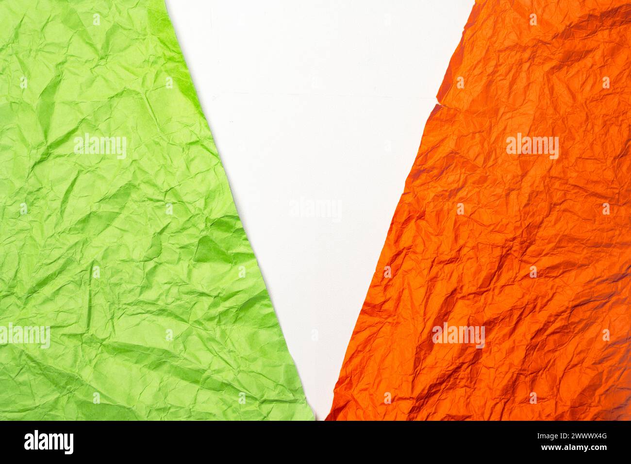 Crumpled piece notebook paper hi-res stock photography and images - Alamy