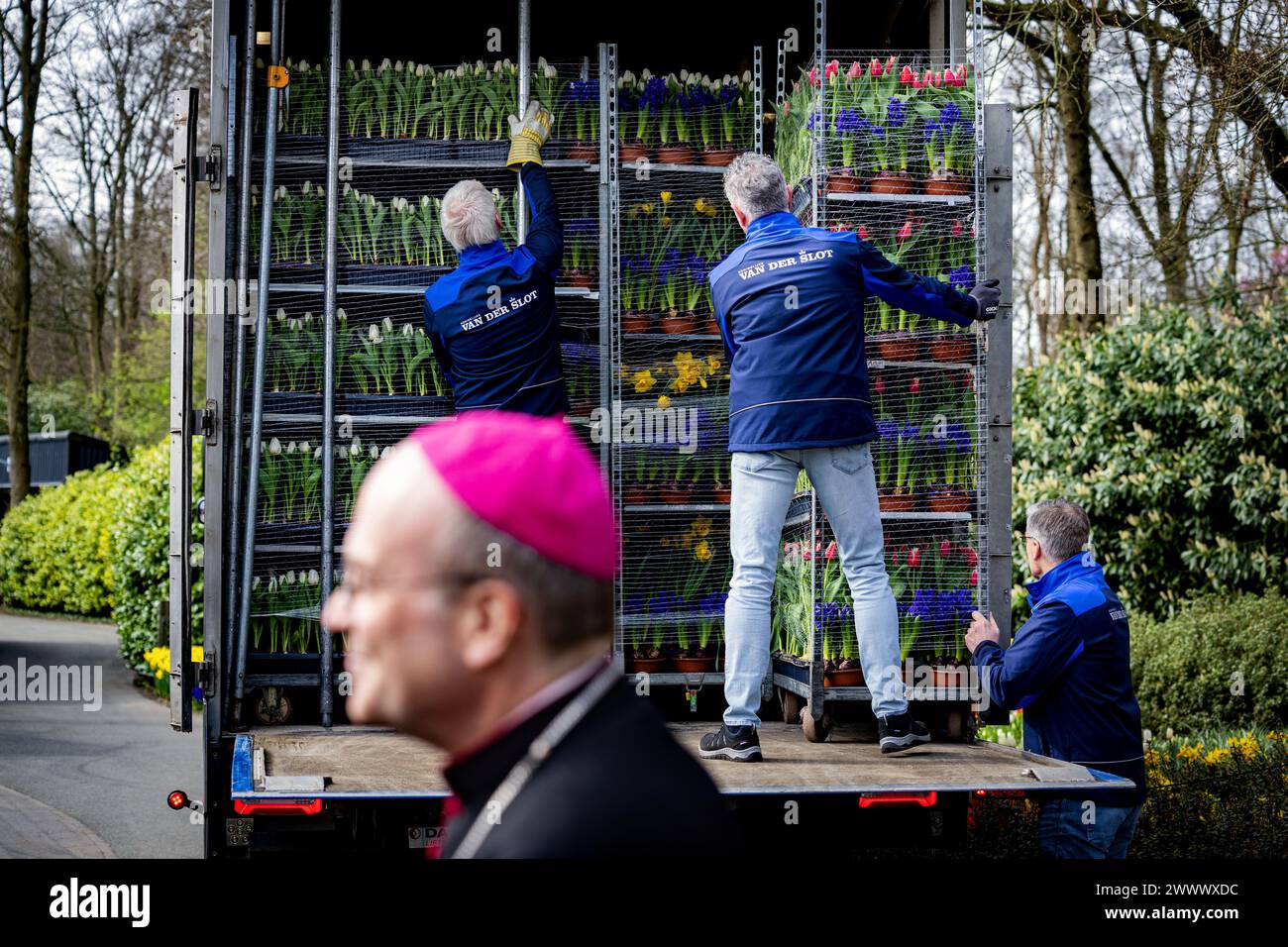 LISSE - Bishop of Rotterdam Hans van den Hende blesses flowers in the ...