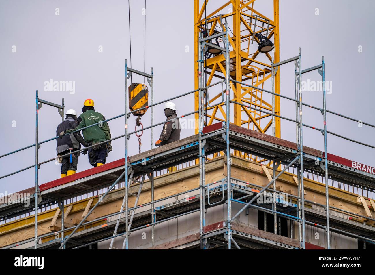 Workers in new development hi-res stock photography and images - Alamy