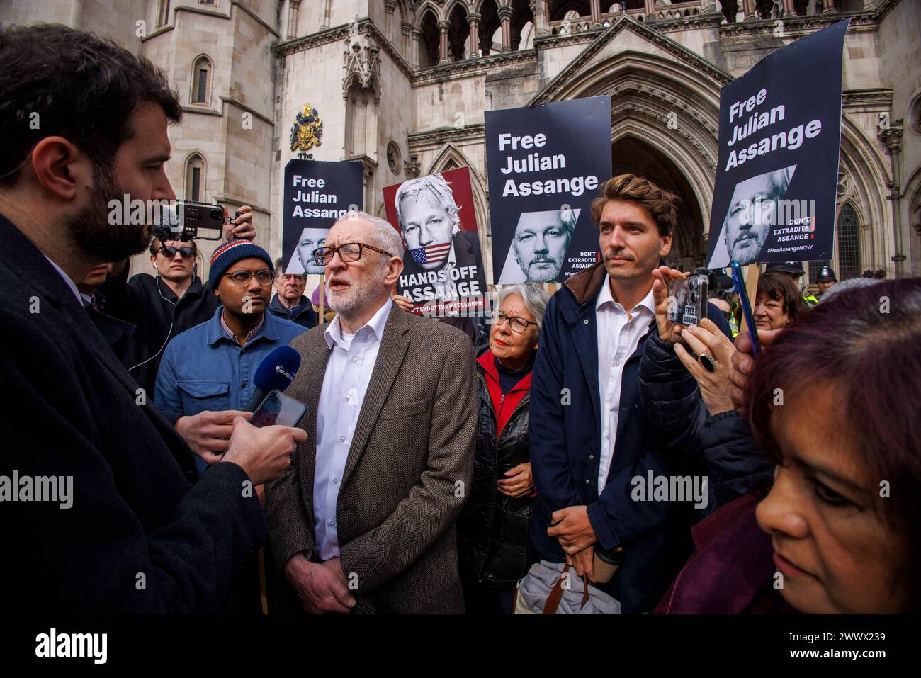 London, UK. 26th Mar, 2024. Former Labour Leader, Jeremy Corbyn, gives ...