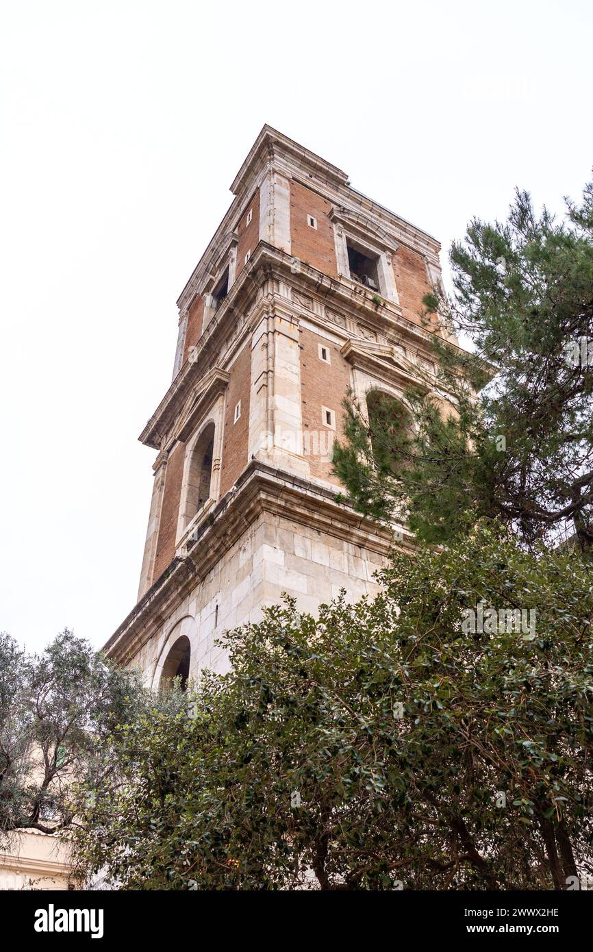 Santa Chiara is a religious complex in Naples, that includes the Church ...
