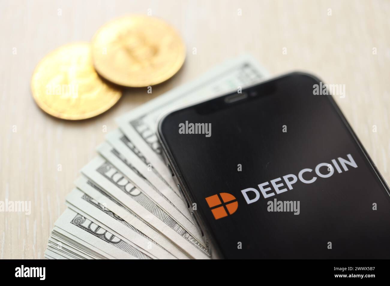 Deepcoin logo hi-res stock photography and images - Alamy
