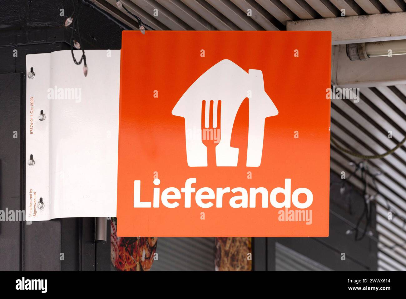 Lieferando logo hi-res stock photography and images - Alamy