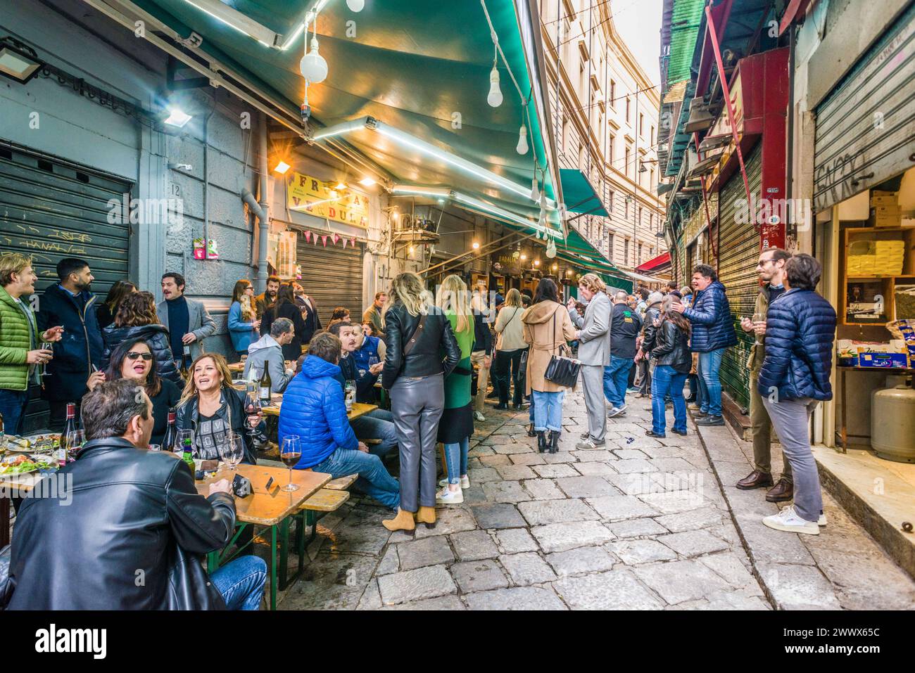 Palermo essen und trinken hi-res stock photography and images - Alamy
