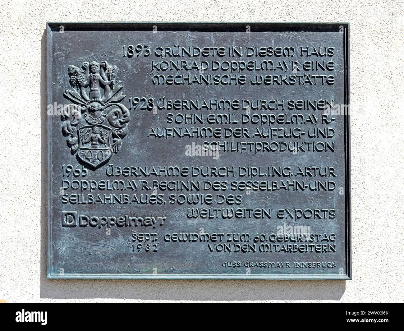 Multicable ropeways hi-res stock photography and images - Alamy