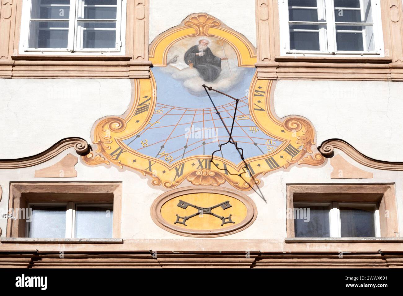 Sonnenuhrenzeiger hi-res stock photography and images - Alamy