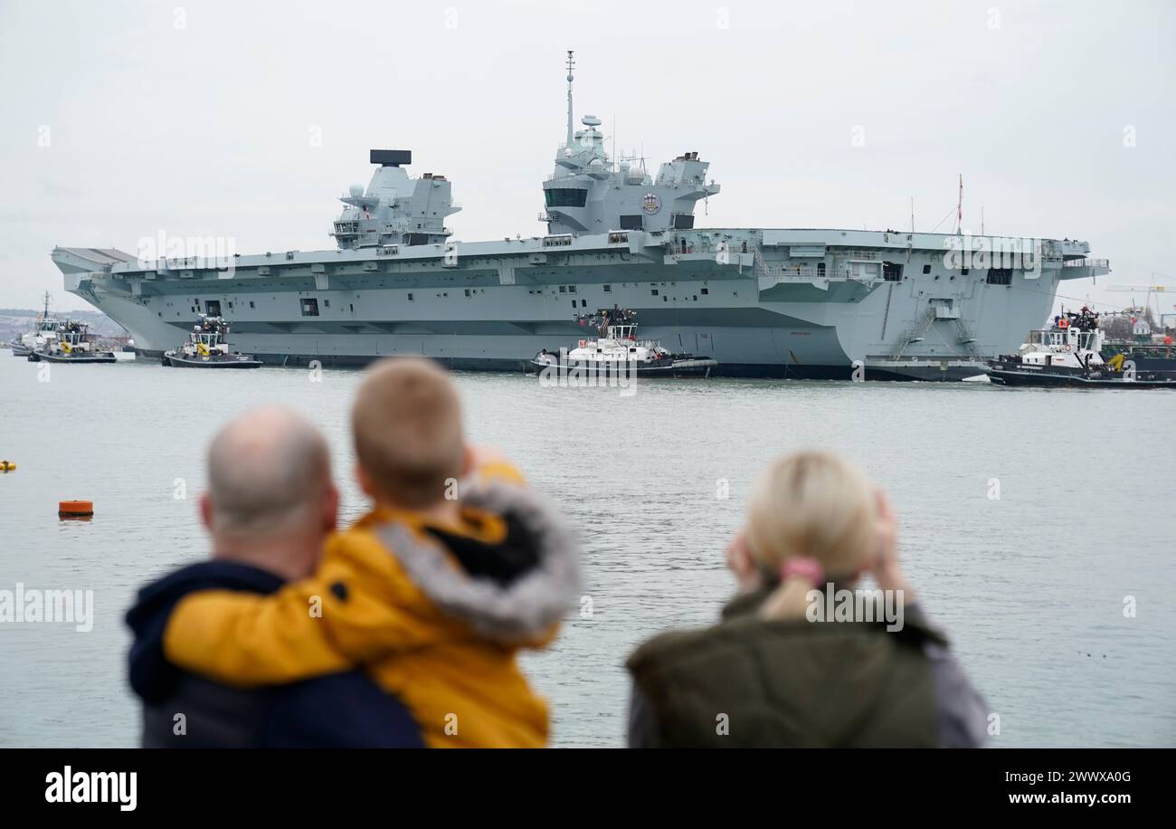 Royal Navy aircraft carrier HMS Prince of Wales returns to her home ...