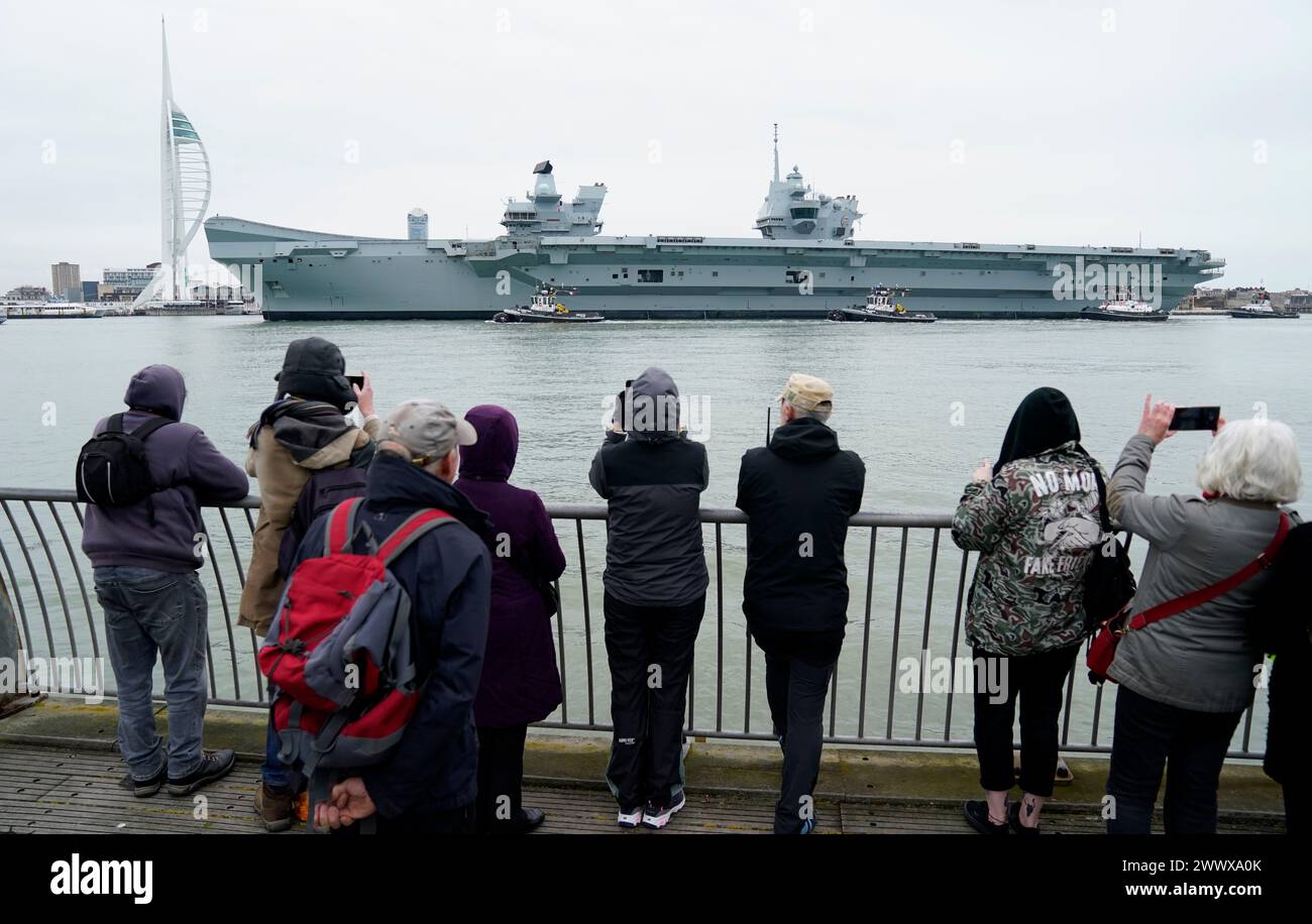 Royal Navy aircraft carrier HMS Prince of Wales returns to her home ...