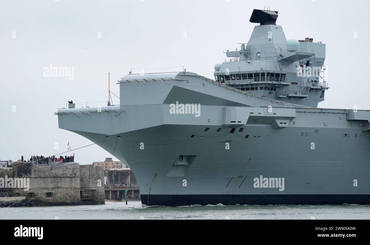 Royal Navy aircraft carrier HMS Prince of Wales returns to her home ...