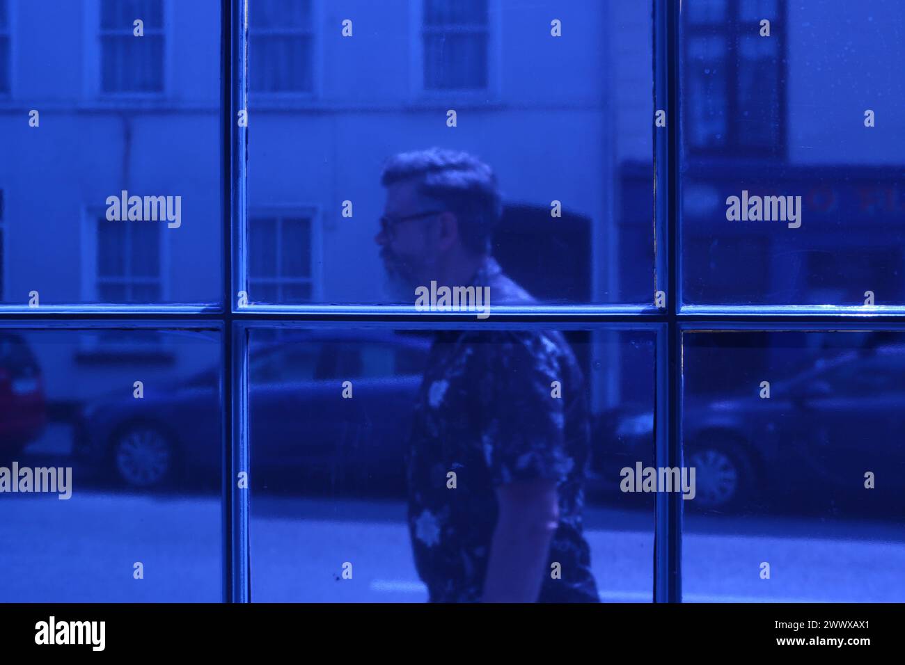 Blue stained body hi-res stock photography and images - Alamy