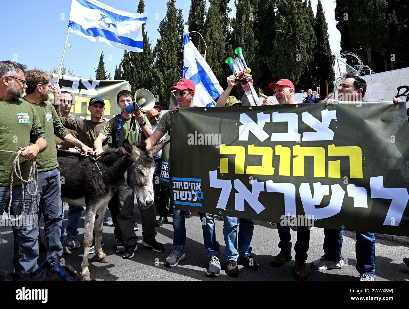 Jerusalem, Israel. 26th Mar, 2024. Israeli army reserve activists from ...
