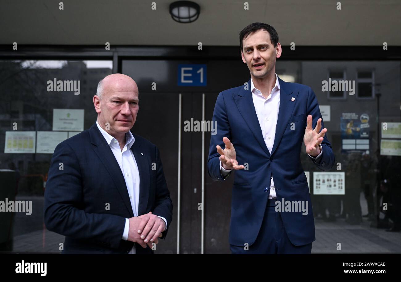 Berlin, Germany. 26th Mar, 2024. Martin Hikel (SPD, r), District Mayor ...
