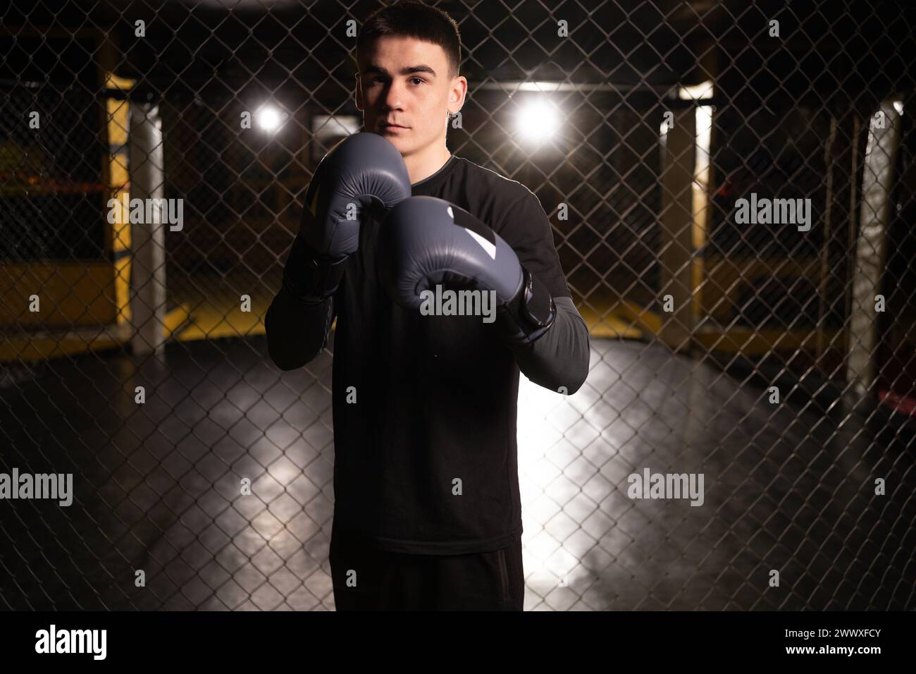 Stage cage hi-res stock photography and images - Alamy