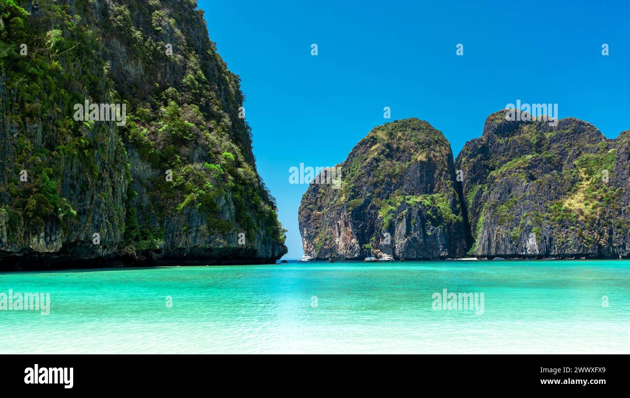 Beautiful Maya Bay beach on Phi Phi Ley island in Thailand Stock Photo ...