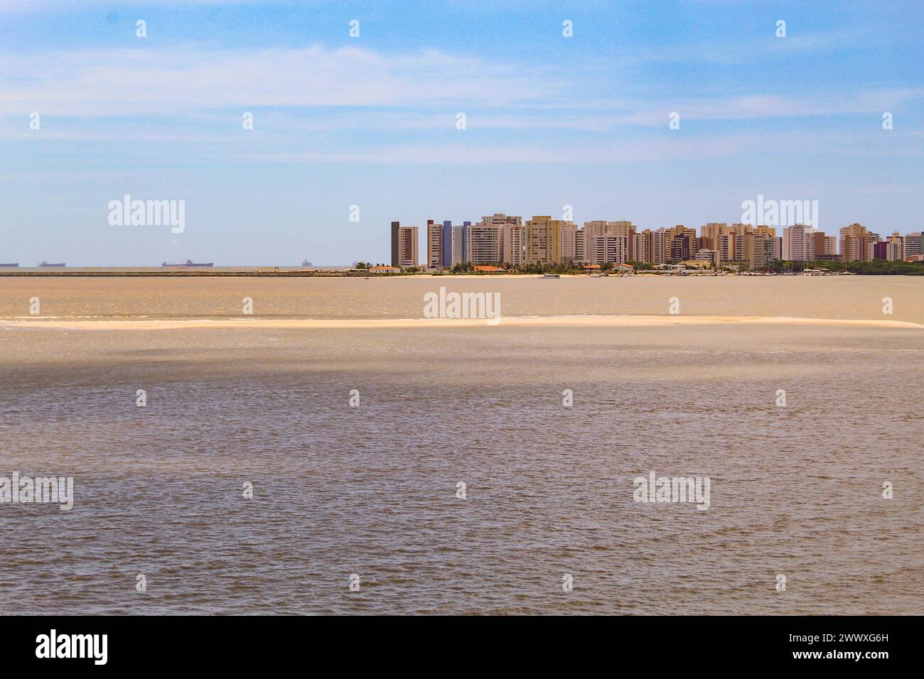 On the horizon are several modern buildings in the Ponta d'areia ...
