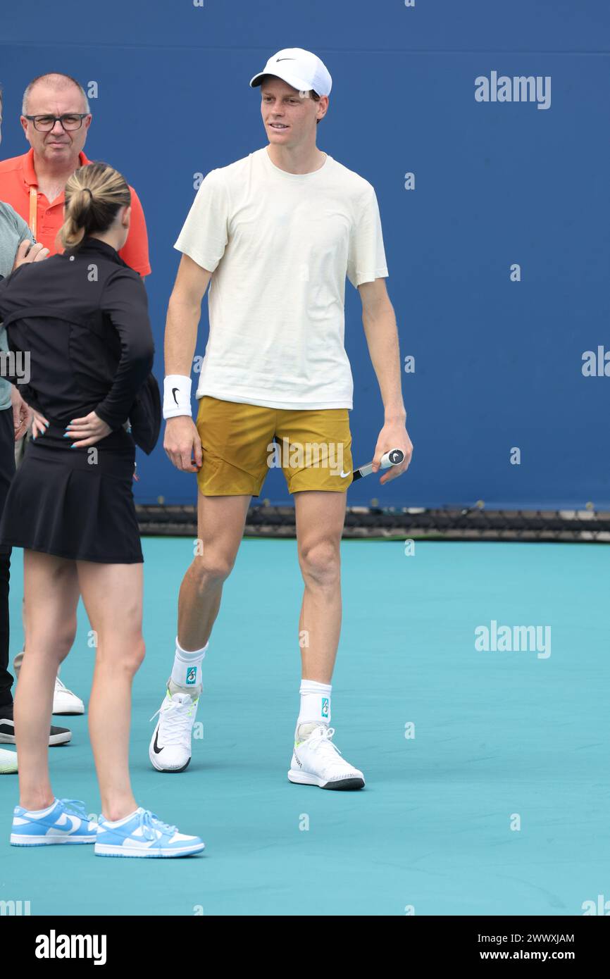 Miami Gardens, Florida, USA. 25th Mar, 2024. Jannik Sinner on Day 9 of ...