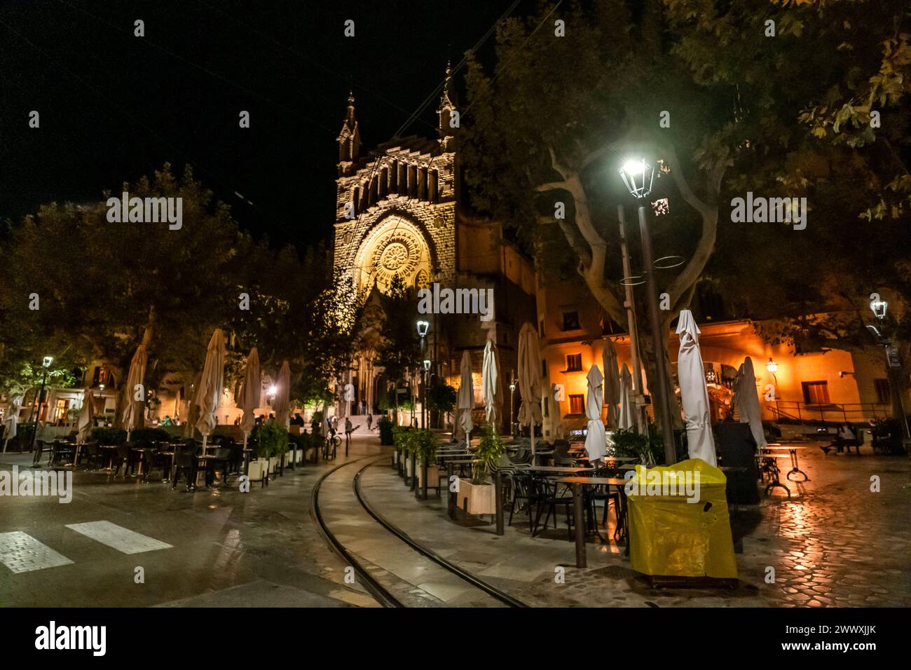 Beautiful street old town soller hi-res stock photography and images ...