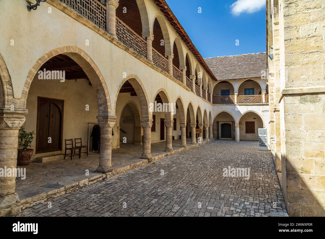 Timios stavros hi-res stock photography and images - Alamy