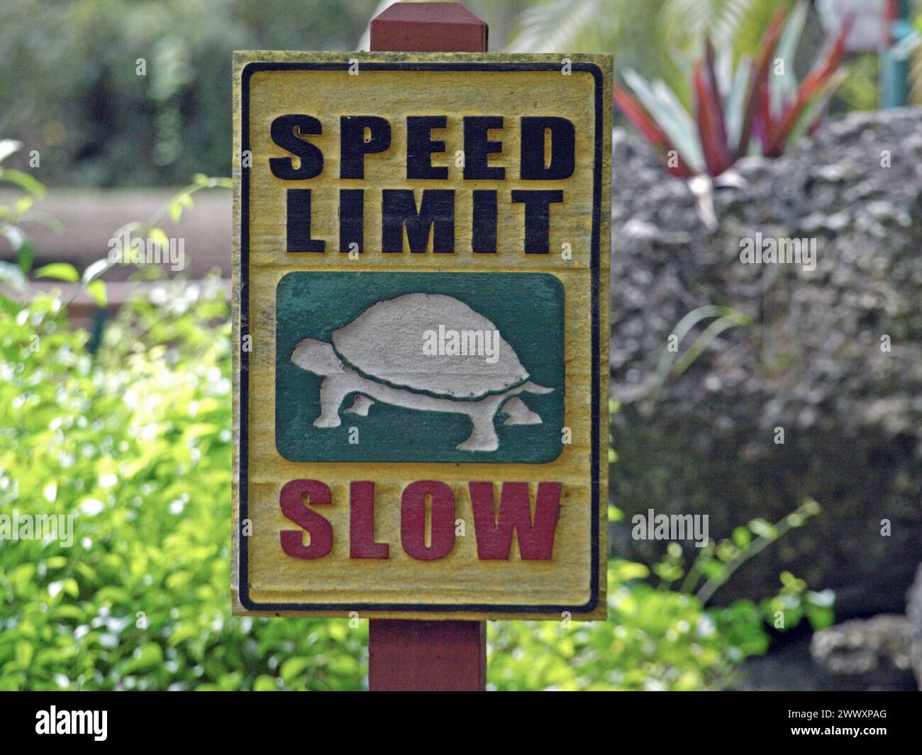 Warning sign zoo hi-res stock photography and images - Alamy