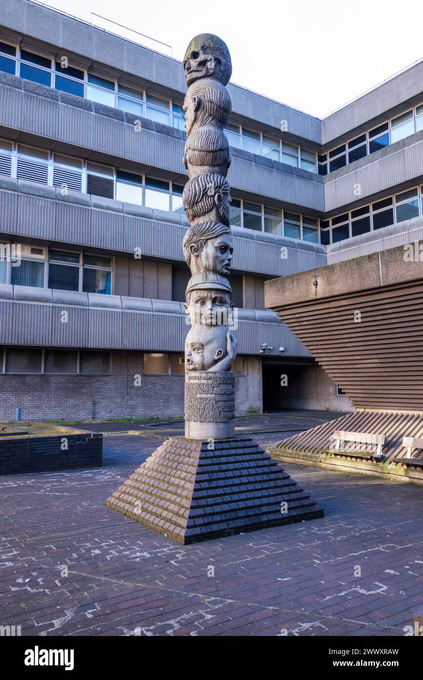 The Seven Ages of Man sculpture by Richard Kindersley, Baynard House ...