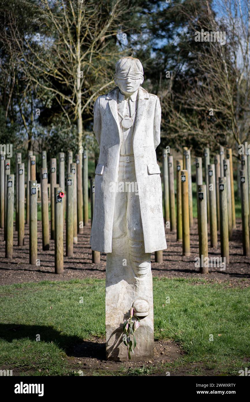 Commemorative statue and installation to those shot at dawn on the ...