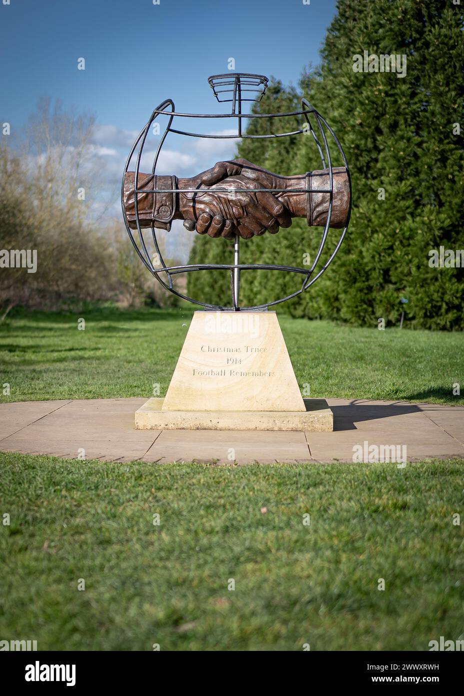 Christmas truce 1914 hi-res stock photography and images - Alamy