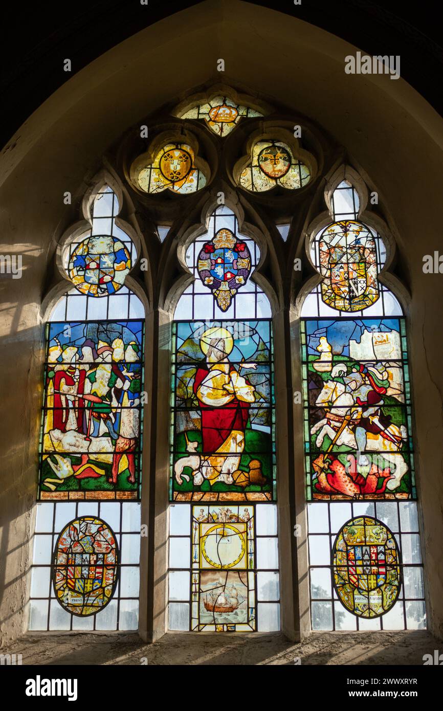 Stained glass church window Stock Photo - Alamy