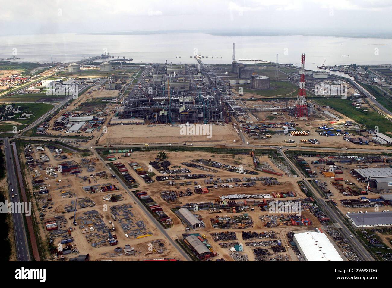 Umweltverschmutzung durch die landschaft hi-res stock photography and ...