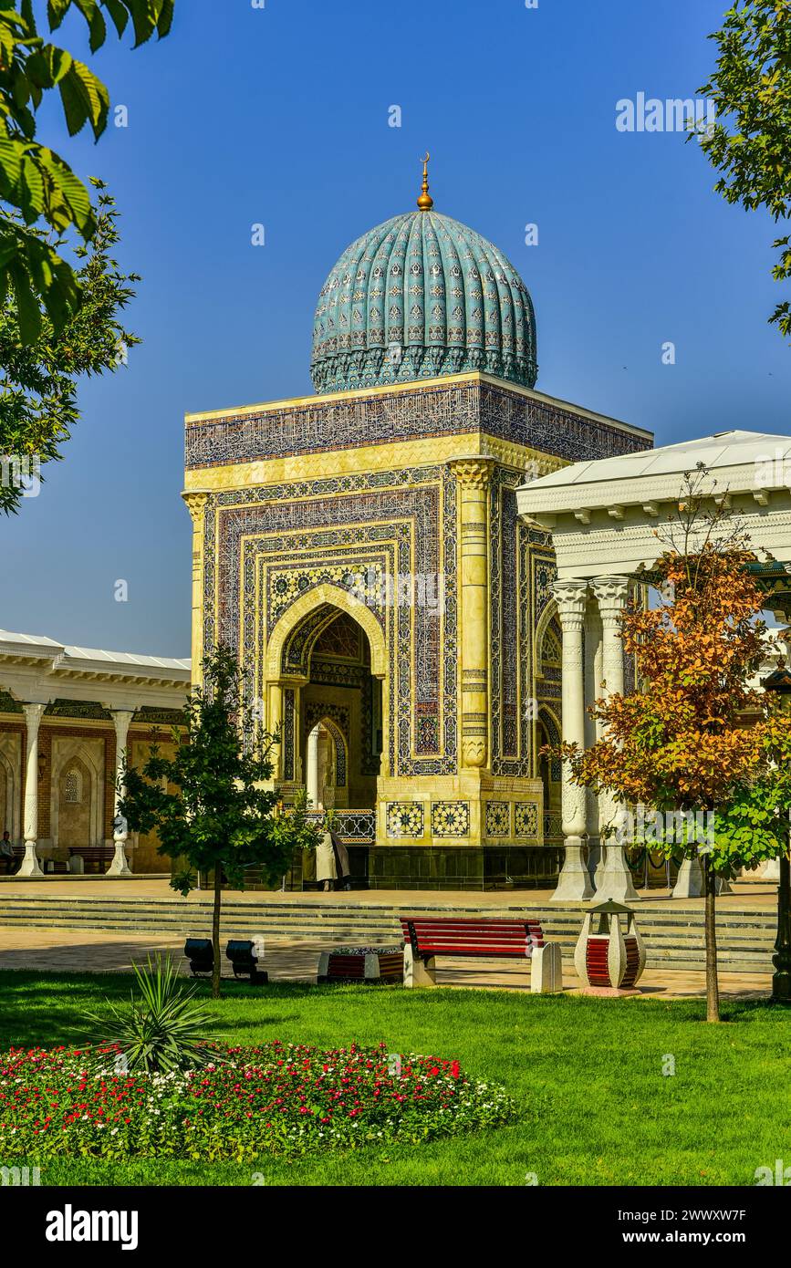 Tomb of Imam al-Bukhari in the mausoleum complex (namesake). Samarkand ...
