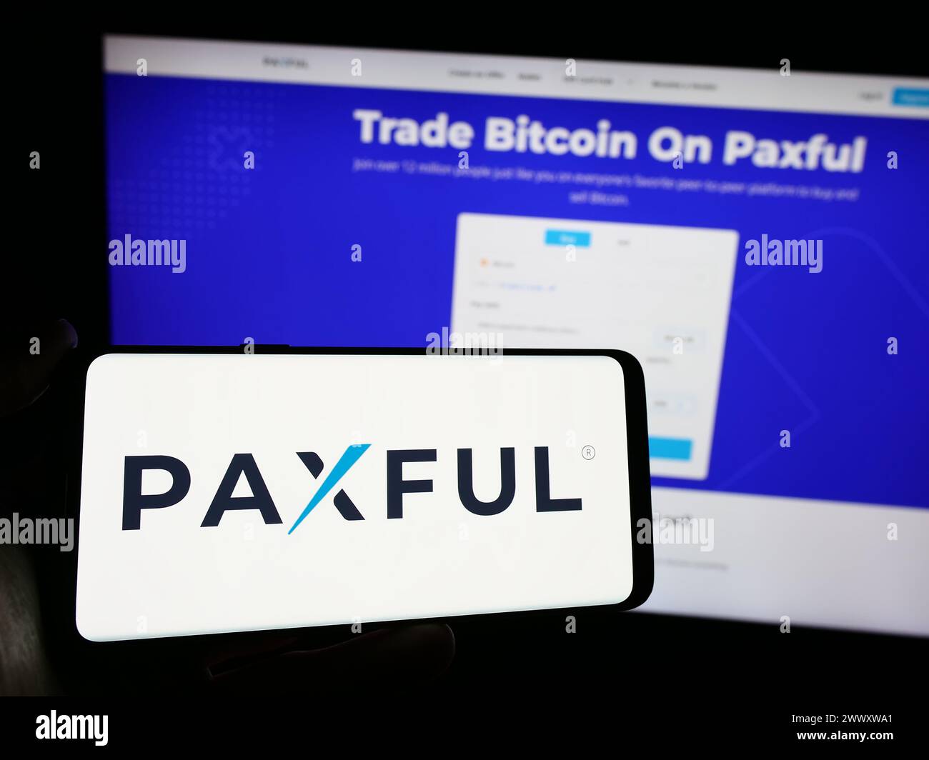 Paxful logo hi-res stock photography and images - Alamy