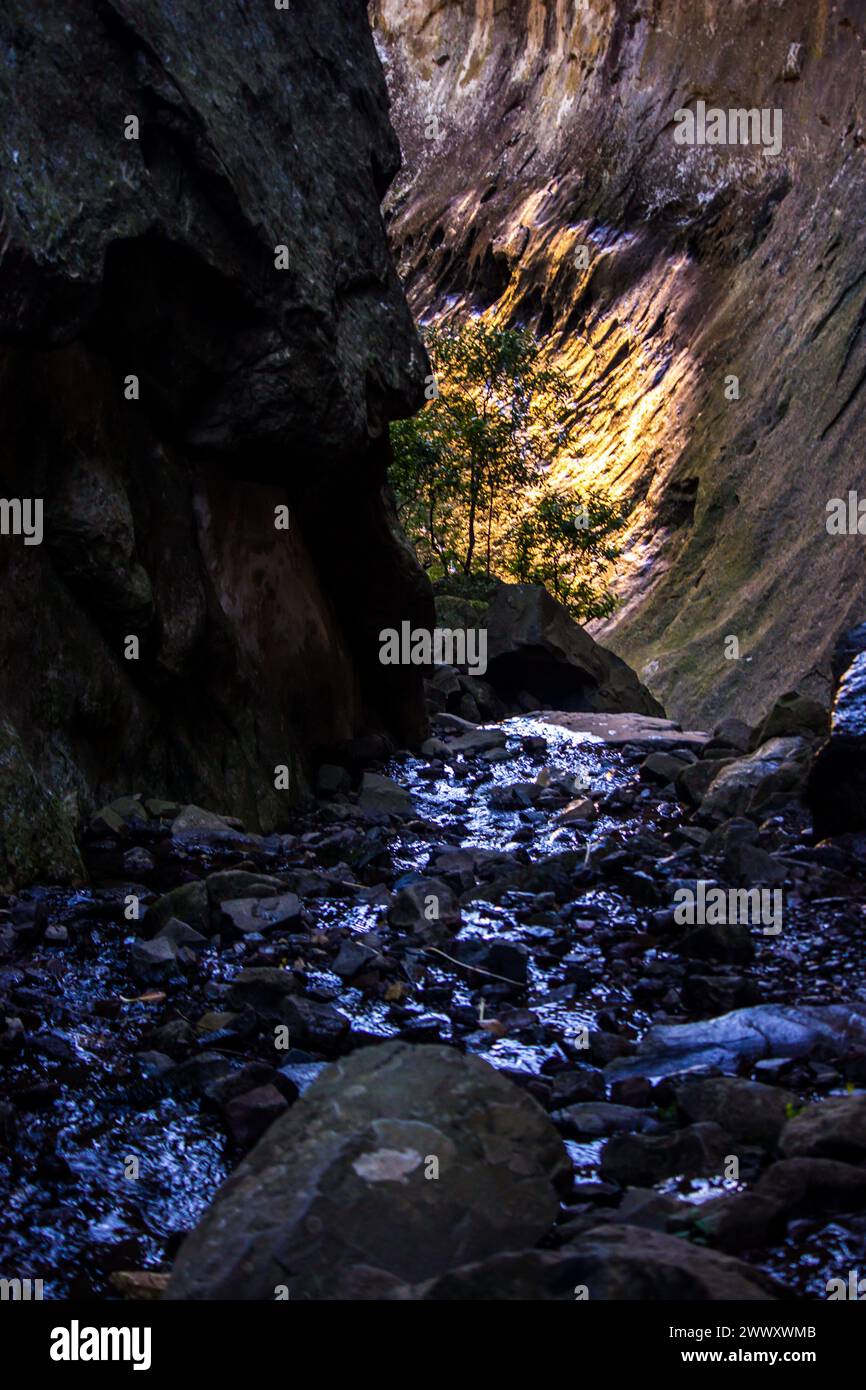 Small mountain stream in cave hi-res stock photography and images - Alamy