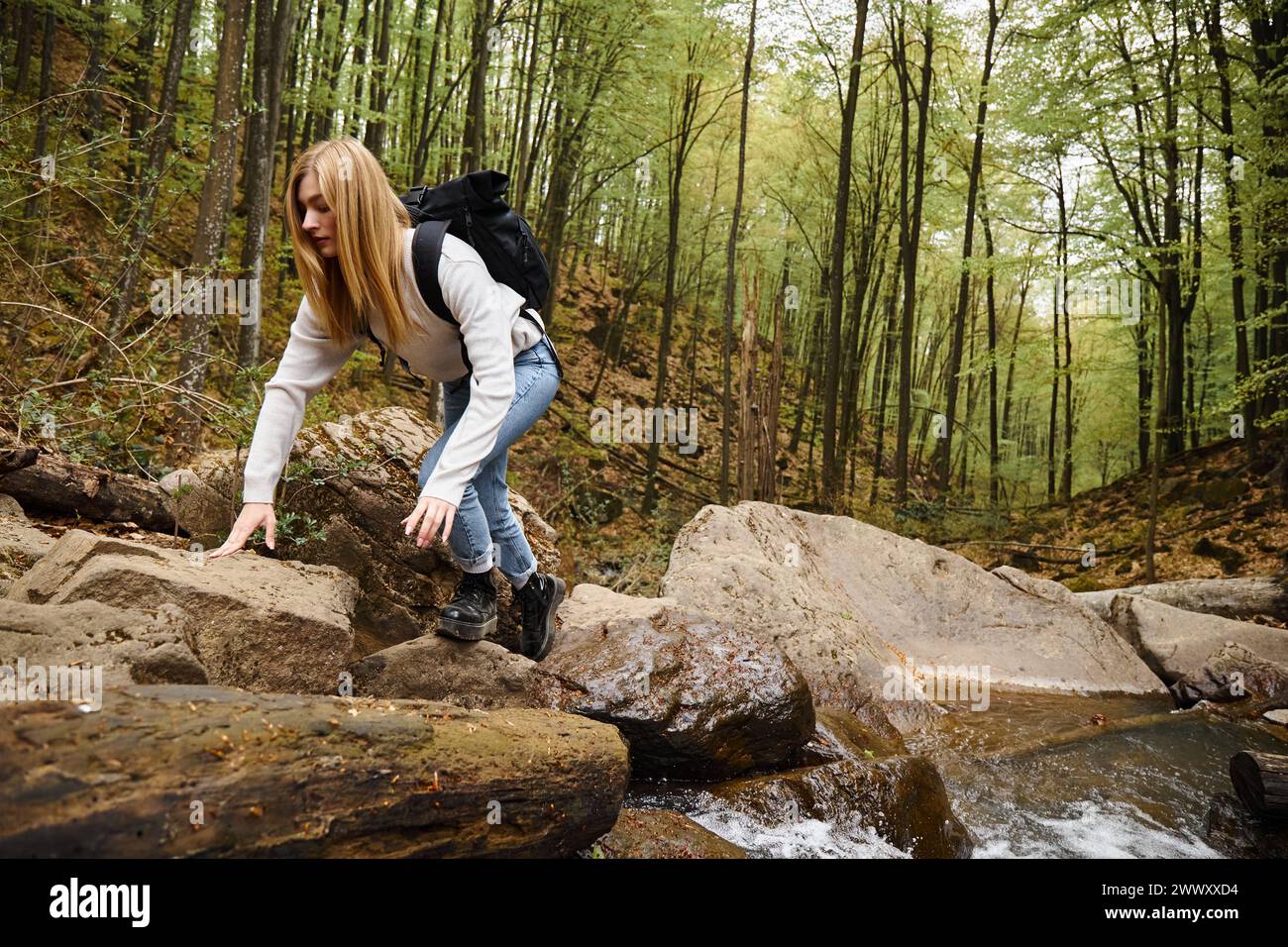 Crawling woman hi-res stock photography and images - Alamy