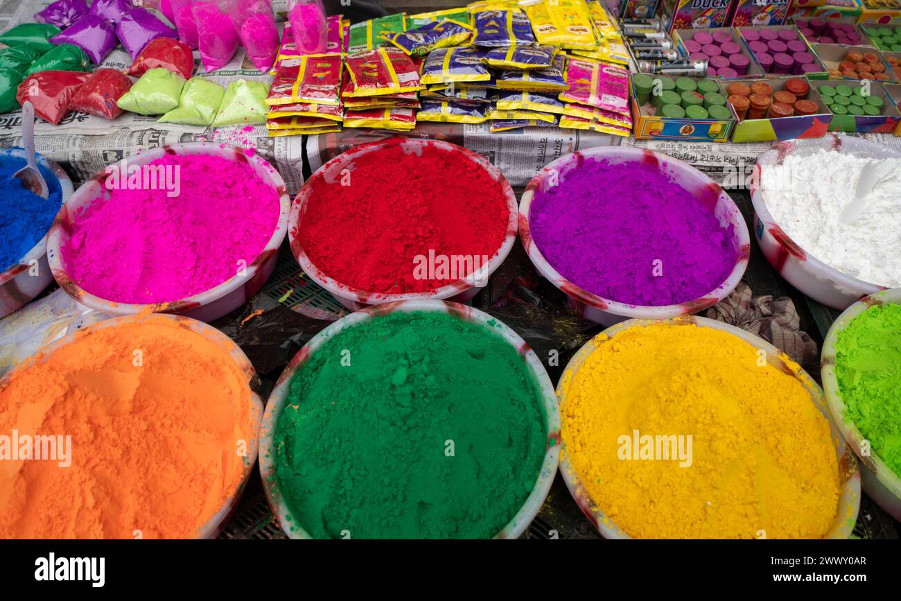 Asian holi festival 2024 hi-res stock photography and images - Alamy