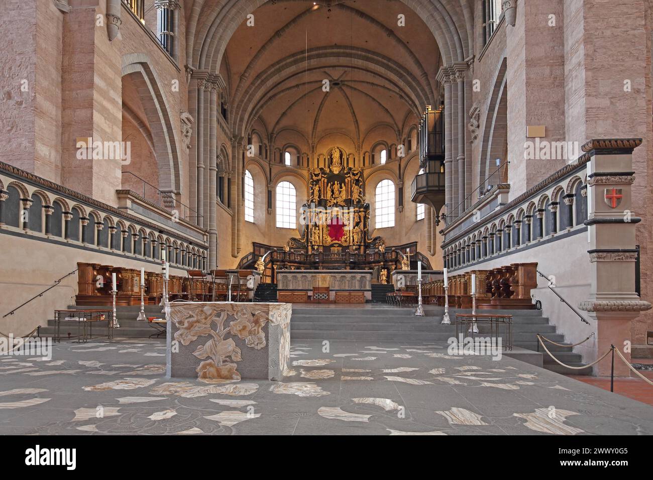 Choir room with high altar in UNESCO St Peter's Cathedral, chancel ...