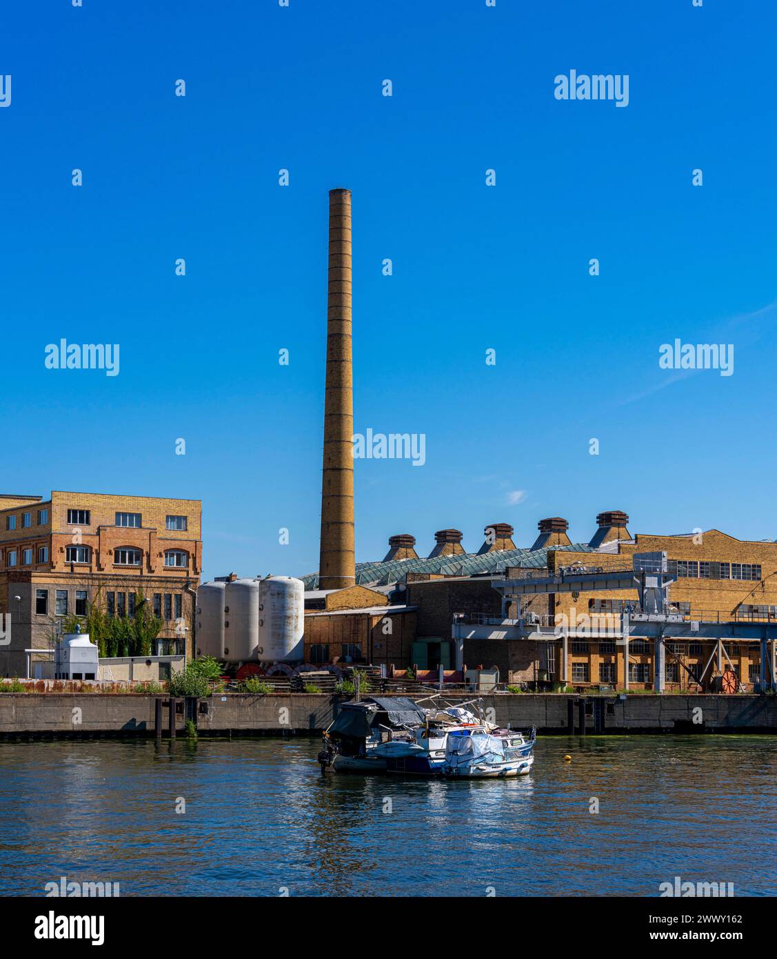 Industrial and factory site on the Spree, luminaire factory, Berlin ...