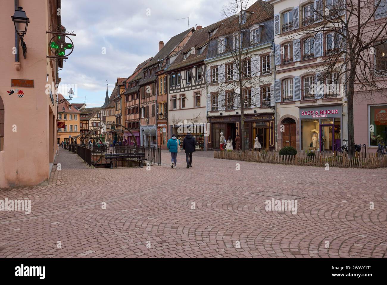 Rue de l'Eglise in the old town centre of Colmar, Departement Haut-Rhin ...