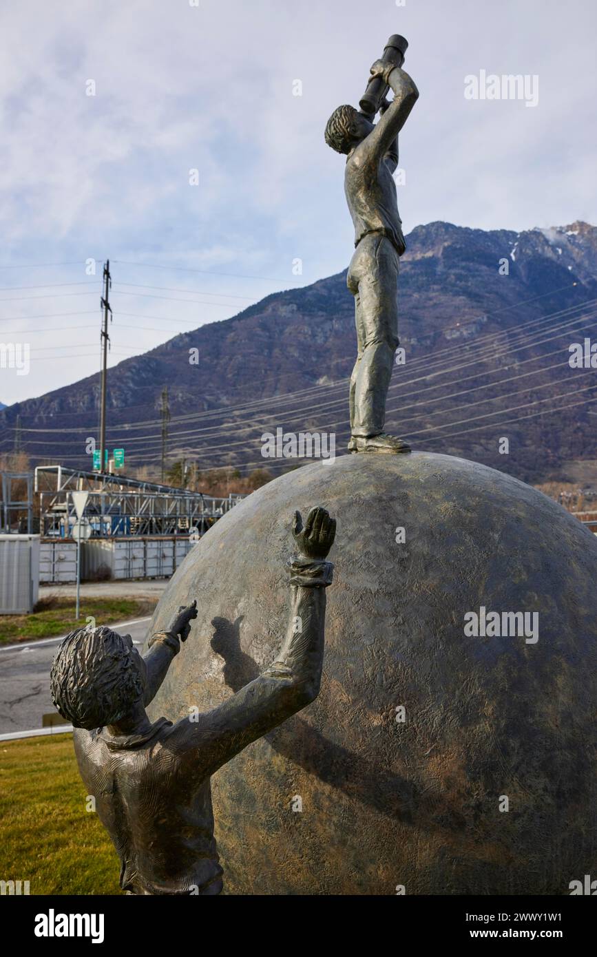 Public art object Le Visionnaire, The Visionary by artist Michel Favre ...