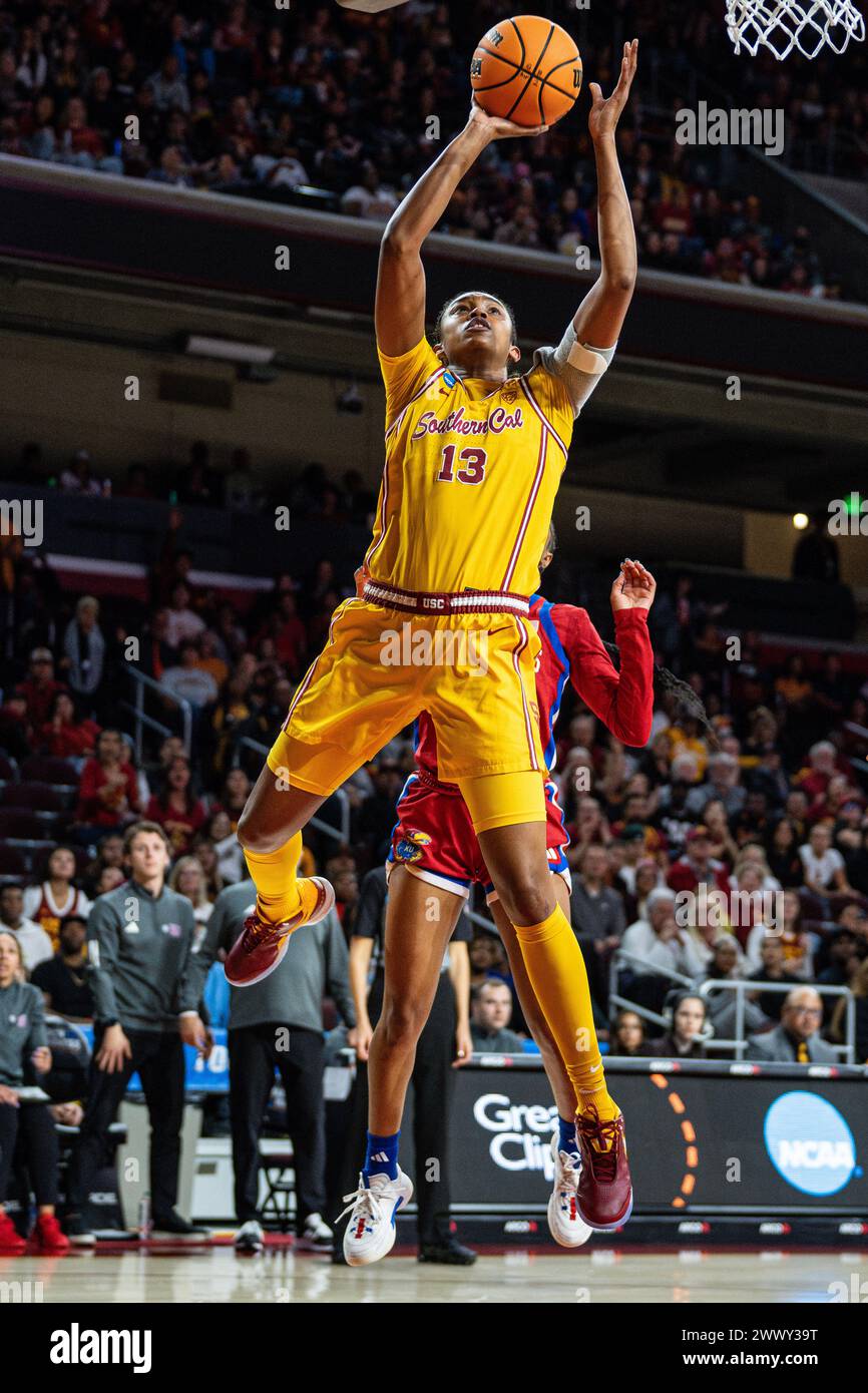 USC Trojans center Rayah Marshall (13) scores against Kansas Jayhawks ...