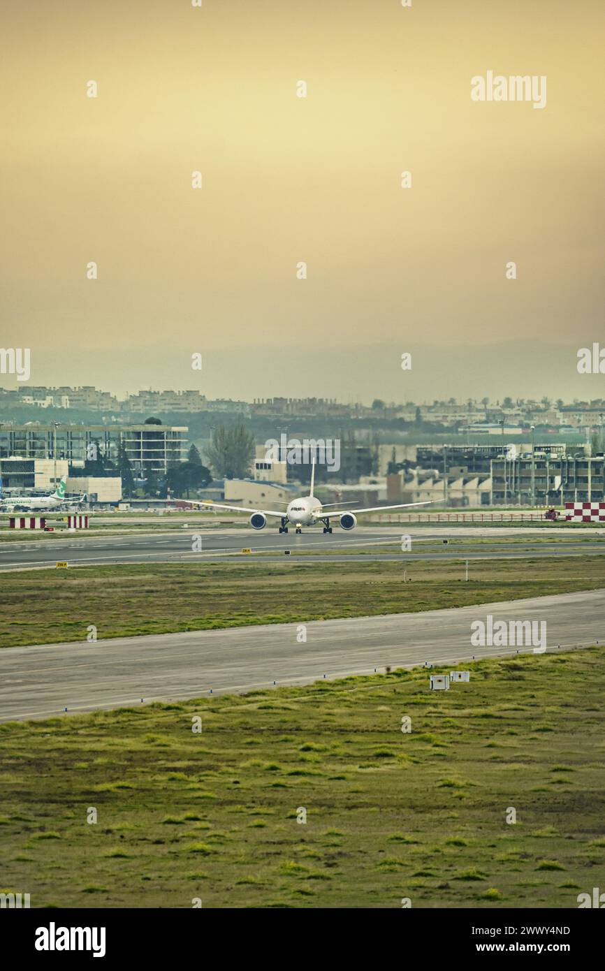 Speeding jet plane hi-res stock photography and images - Alamy