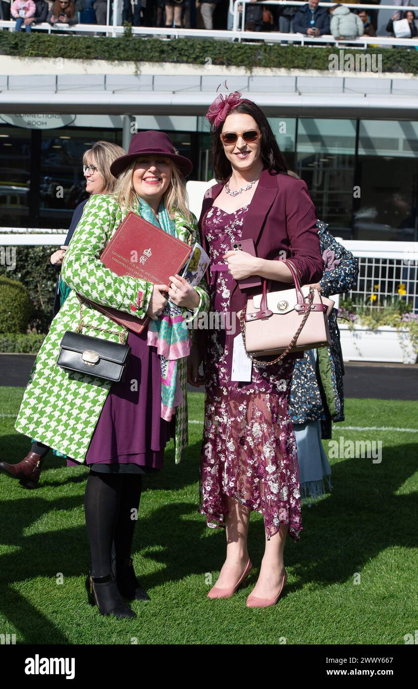 The ascot racecourse supports sensory room maiden hurdle race hi-res ...