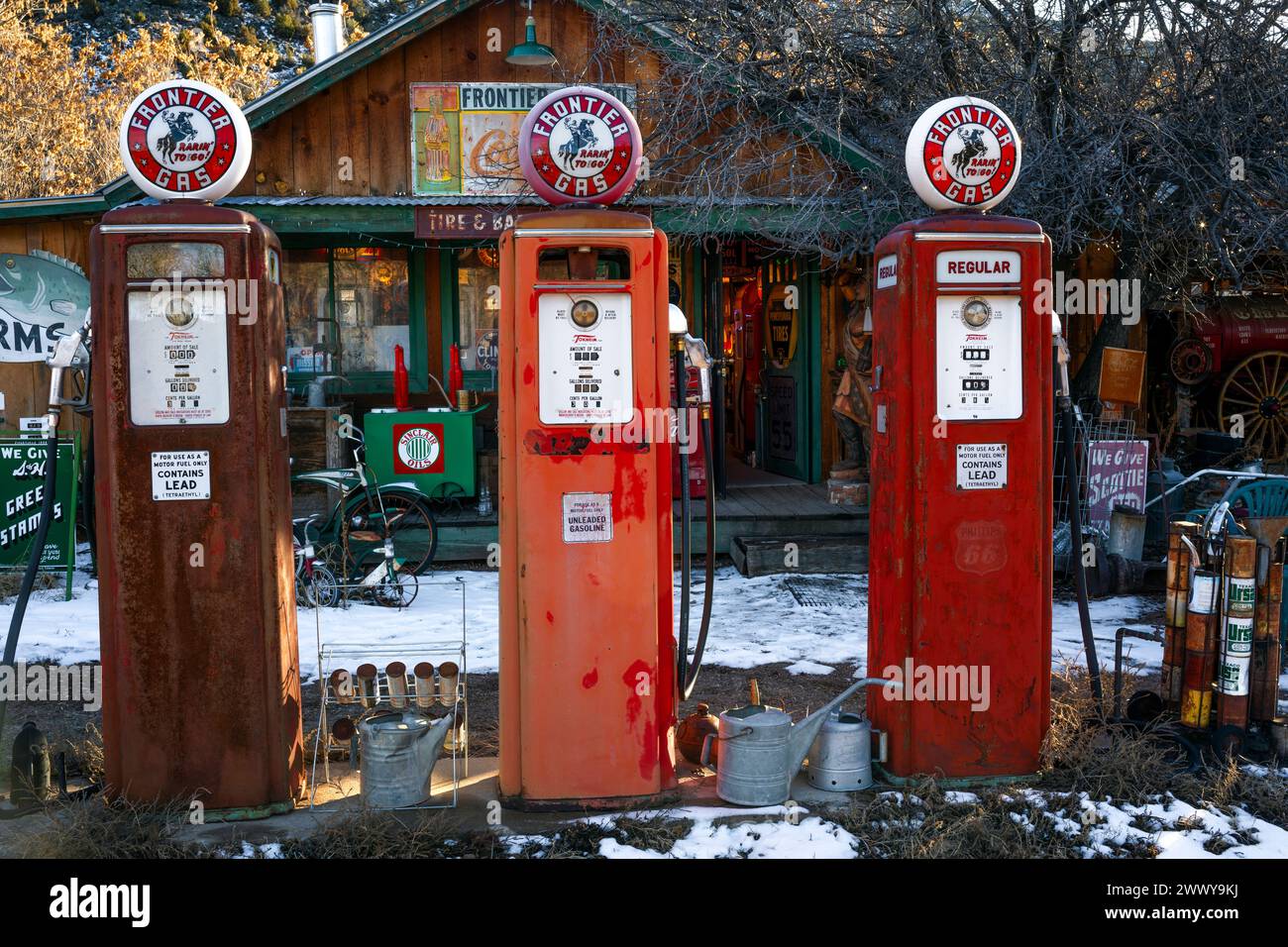 Yesteryear hi-res stock photography and images - Alamy